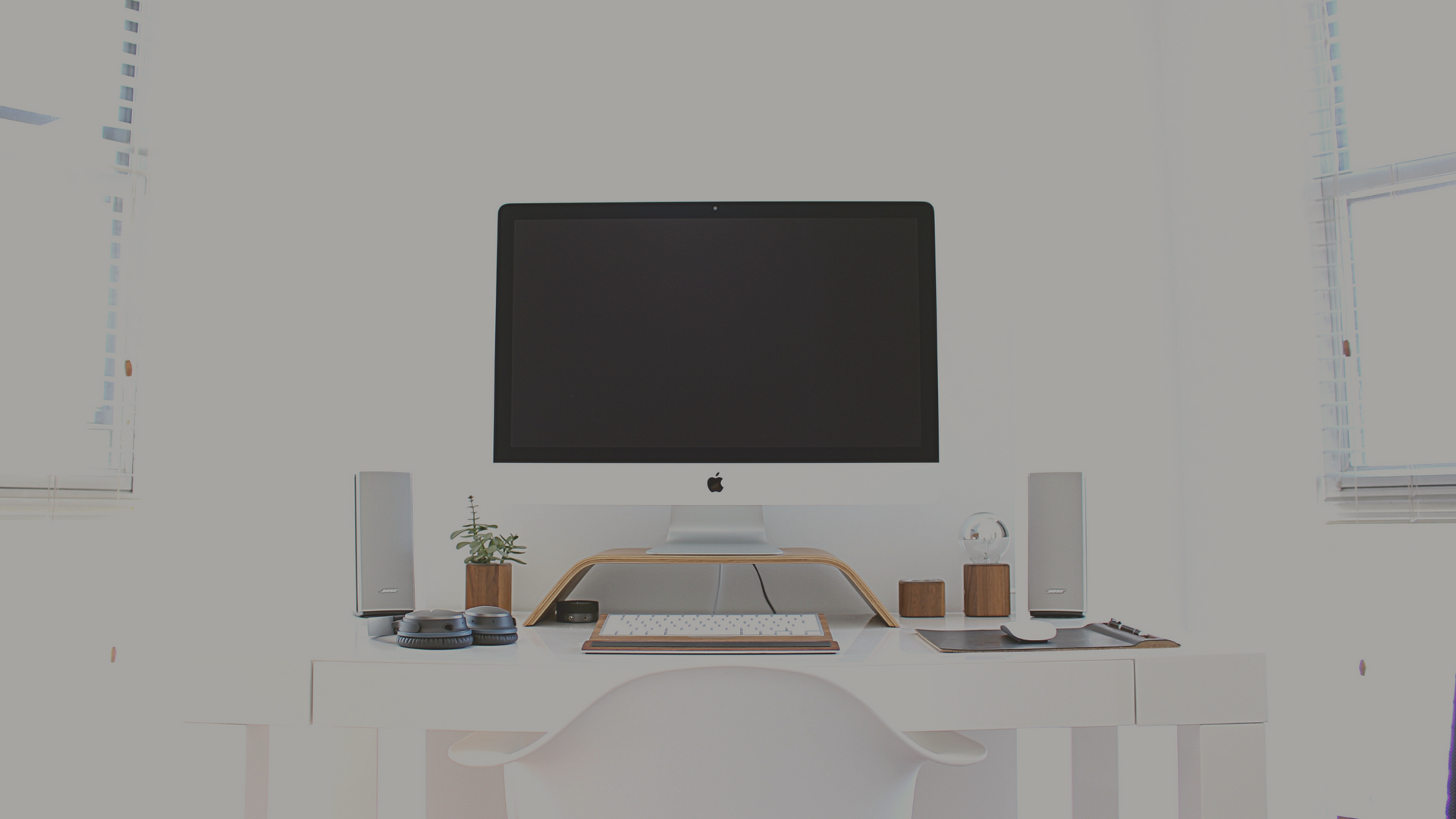 Maximize Your Workspace: The Top Benefits of Minimalistic and Compact ...