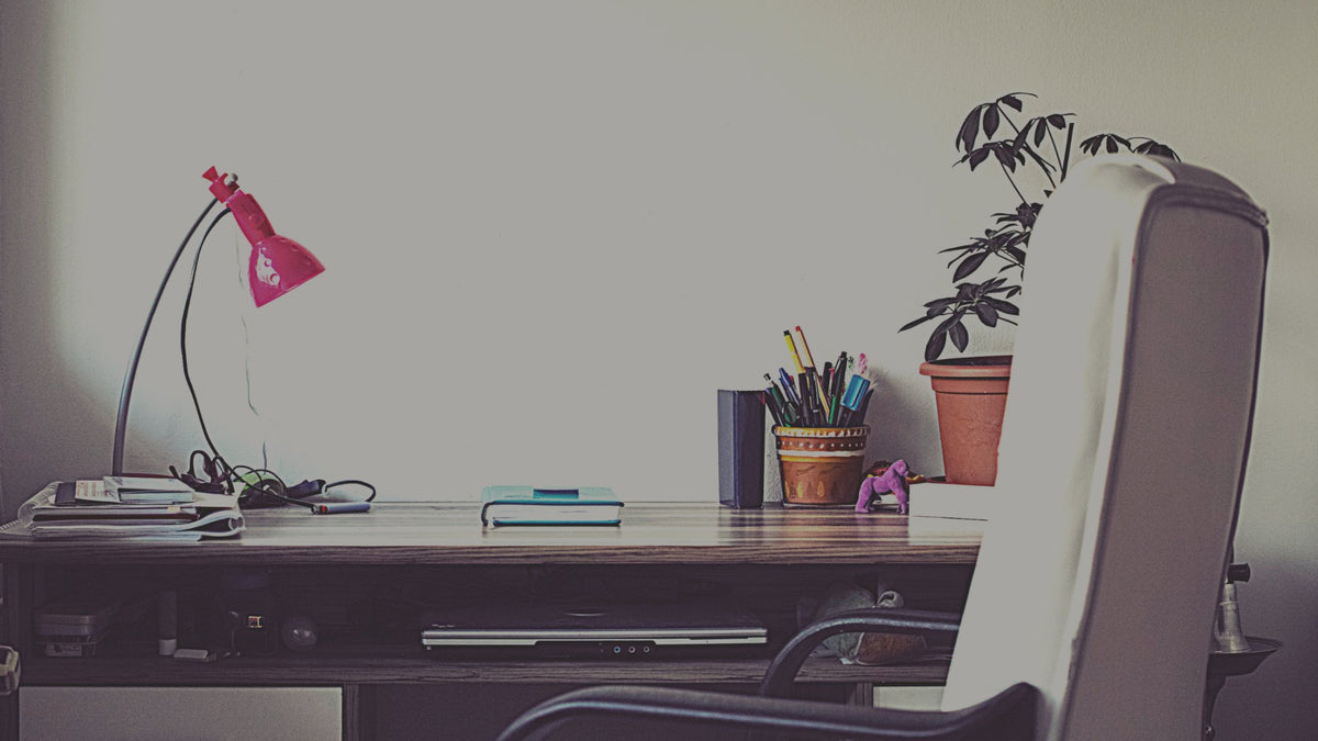 The Ultimate Guide to Choosing the Perfect Desk for Students and Creat ...